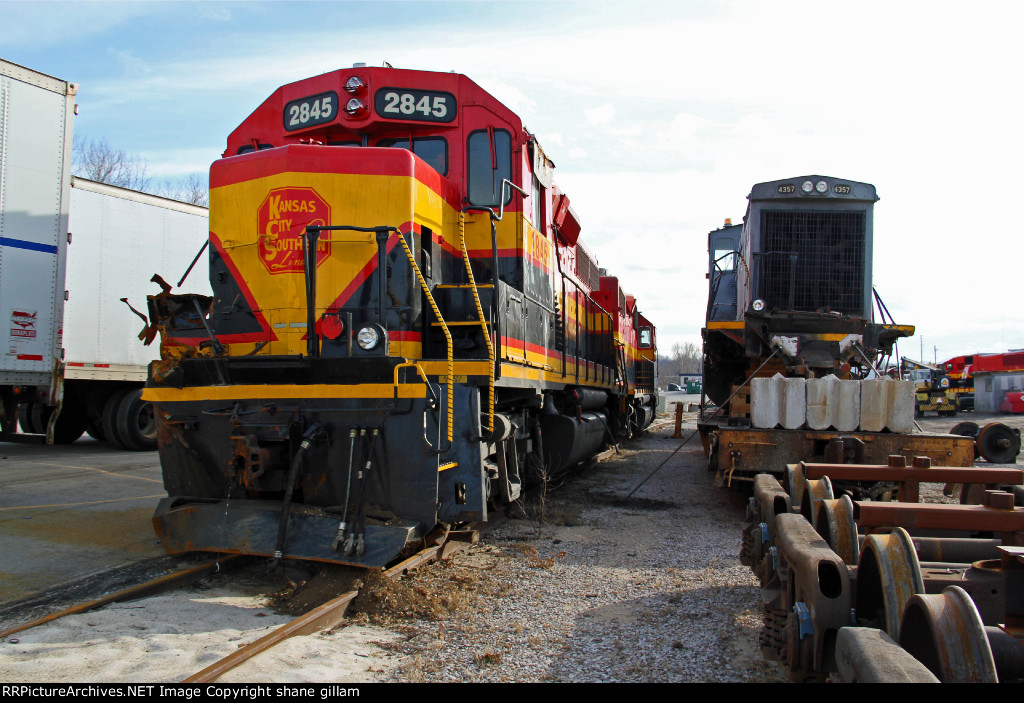 KCS 2845 Deff hit something pretty hard.